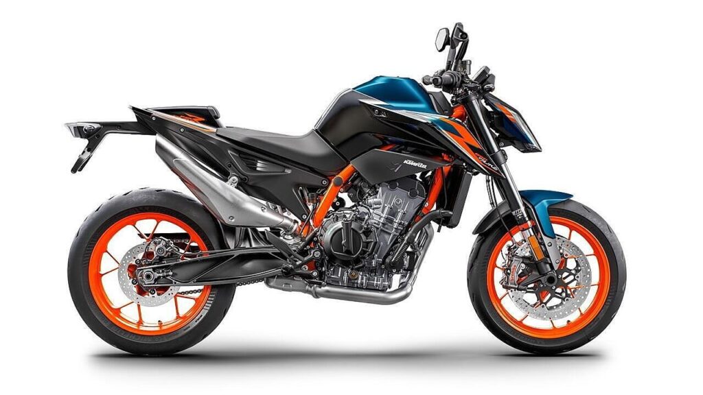 KTM New Bikes: 890 Duke R, 1290 Super Adventure S, 1390 Super Duke R ...